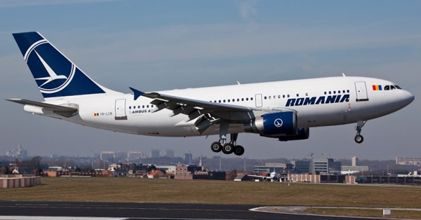 Avionul are întârziere sau a fost anulat? Iată ce drepturi avem