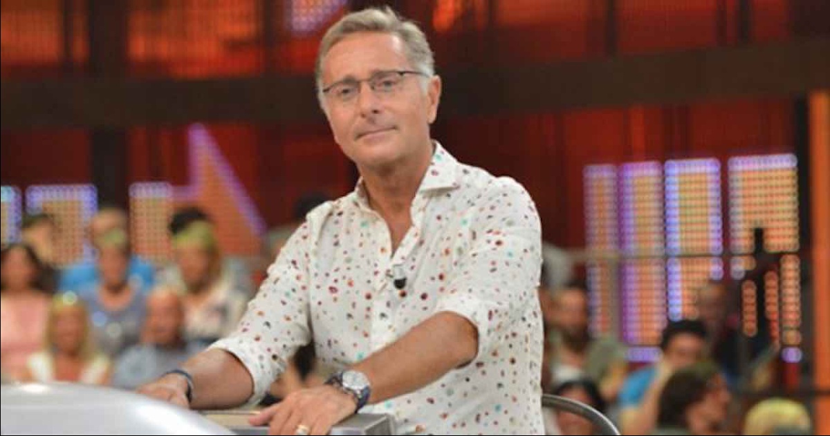 Il presentatore italiano Paolo Bonolis e le sue origini rumene, in un ...